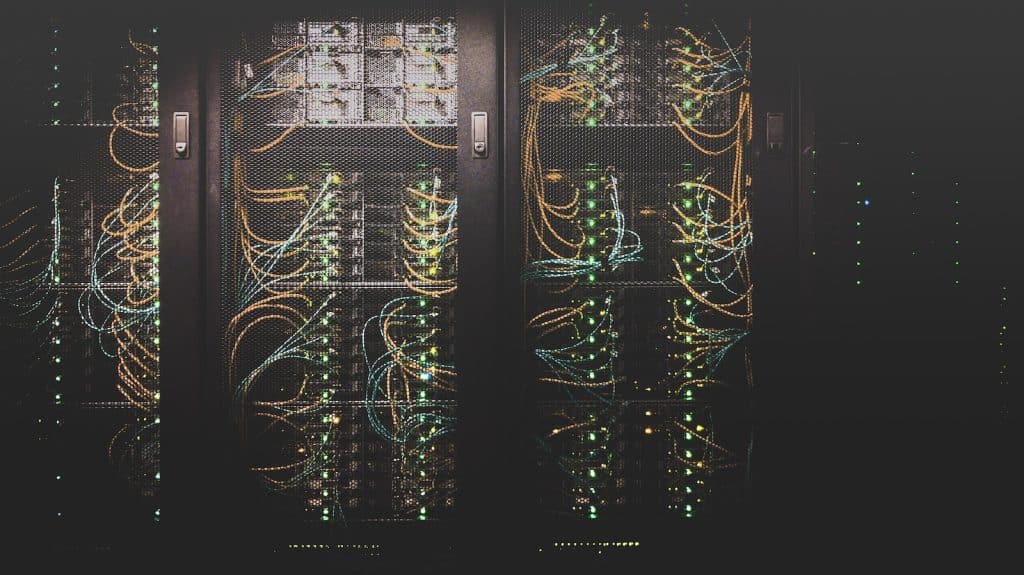 Physical vs. Virtual Servers: Everything You Need to Know Physical vs. Virtual Servers: Everything You Need to Know